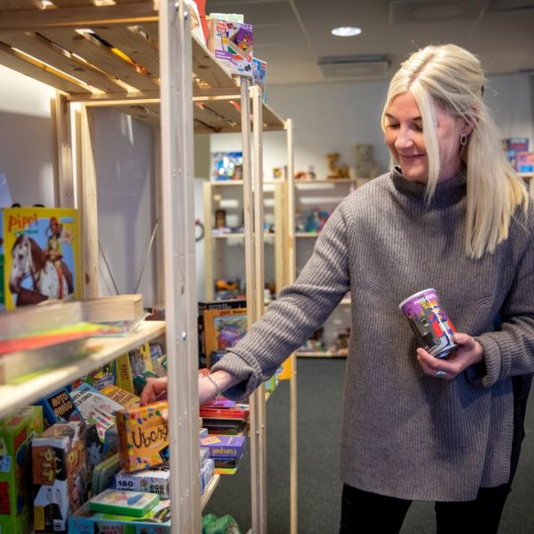 Skänka julklappar till välgörenhet 2025 - Stadsmissionen.se